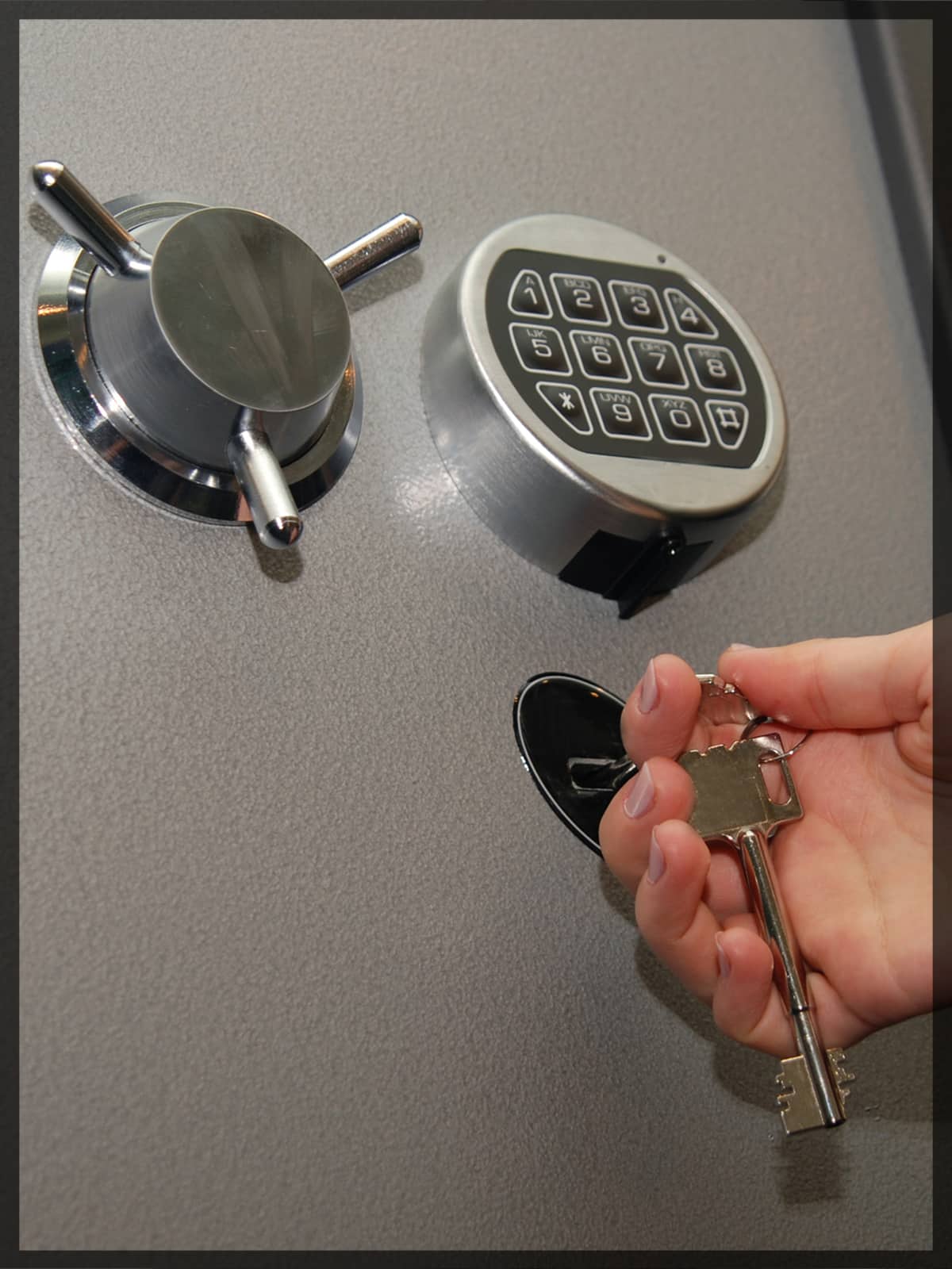 Safe Opening & Safe Repair Houston TX | Howard Safe & Lock Co