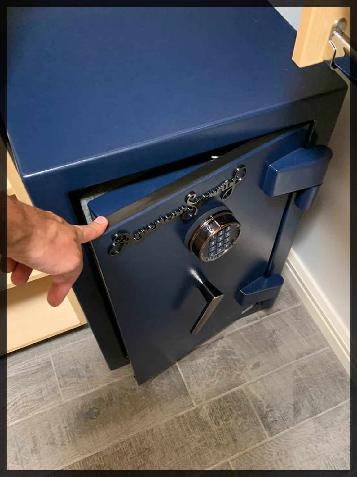 Safe Installation & Repair Service Houston TX | Howard Safe & Lock Co